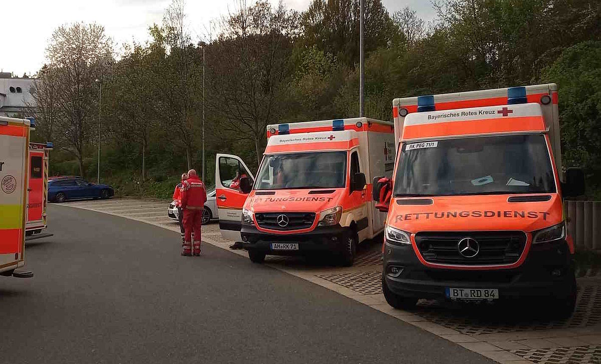 04/2023 - Einsatz: Evakuierung der SANA-Klinik Pegnitz - Bereitschaft ...